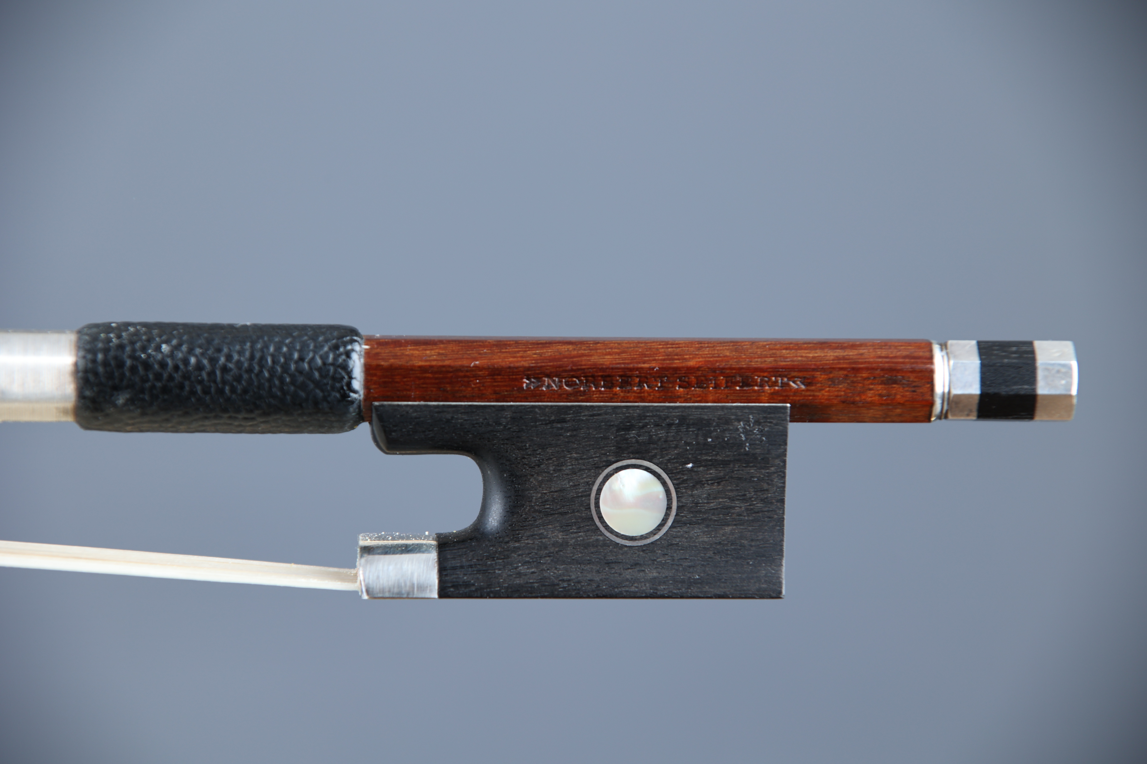 Dt. Meisterbogen - Norbert Seifert - GB-250 - Geigenbau Leonhardt ...